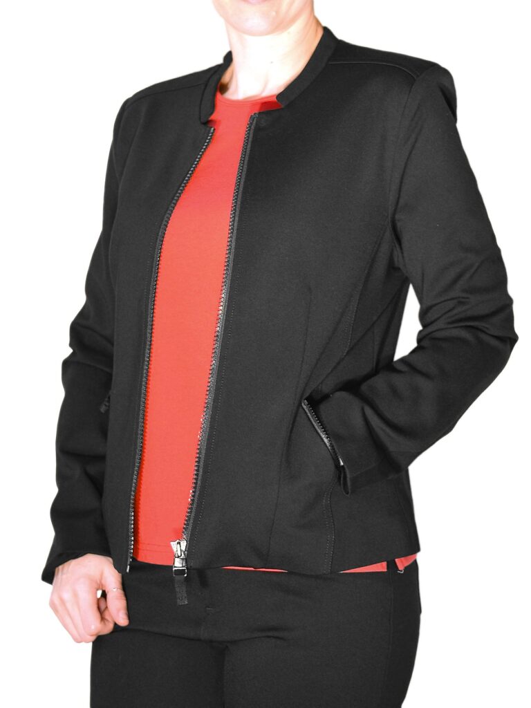 Givoni Cropped black jacket - Lesleys of Gawler